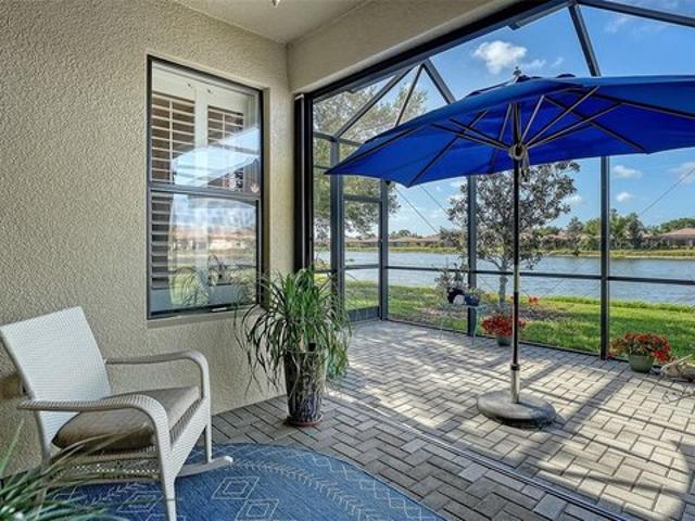 11121 Campazzo Dr, Venice, FL 34292