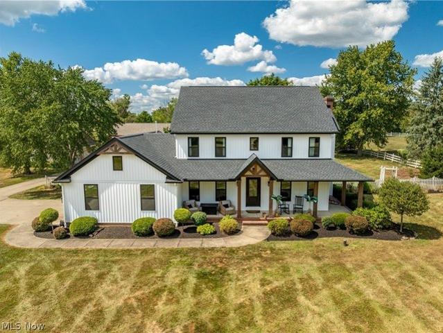 11121 Geib Ave NE, Hartville, OH 44632