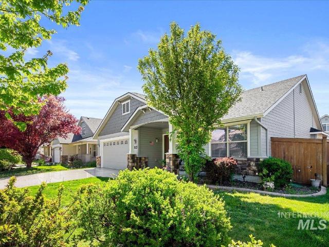 11127 W Springgold
