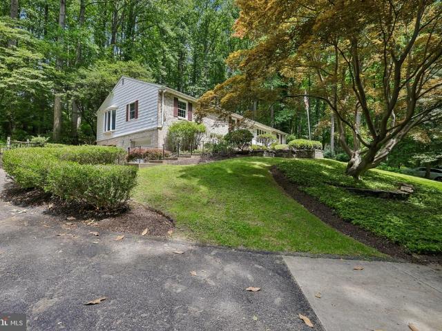 11124 Old Carriage Road