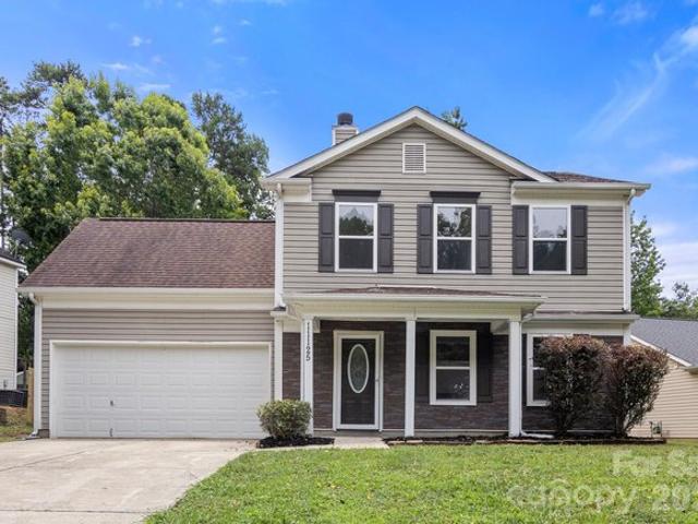 11125 Northwoods Forest Dr, Charlotte, NC 28214