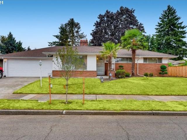 11128 NE Everett St, Portland, OR 97220