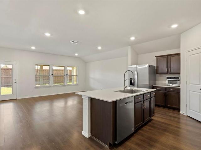 11129 Pond View Court