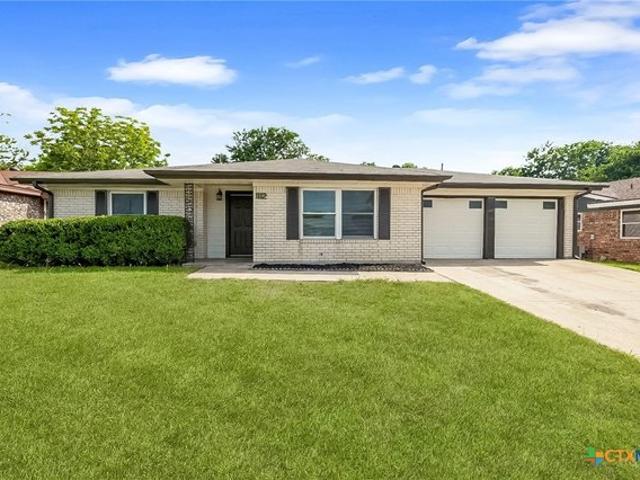 1112 Magnolia St, Copperas Cove, TX 76522