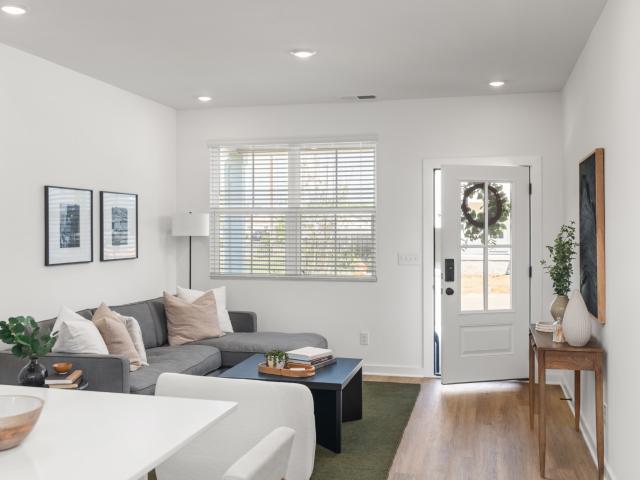 1112 Marlowe Lndg