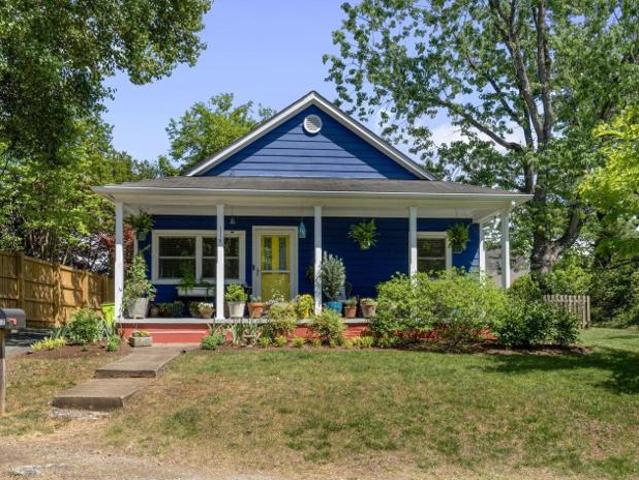 1112 Meadow St, Charlottesville, VA 22903