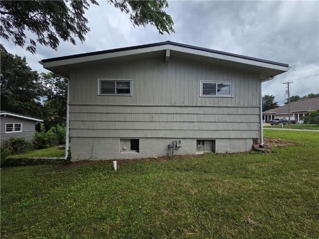 1112 Montserrat Park Road