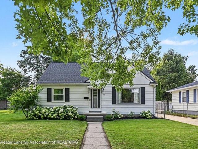 1112 N Hayford Ave, Lansing, MI 48912