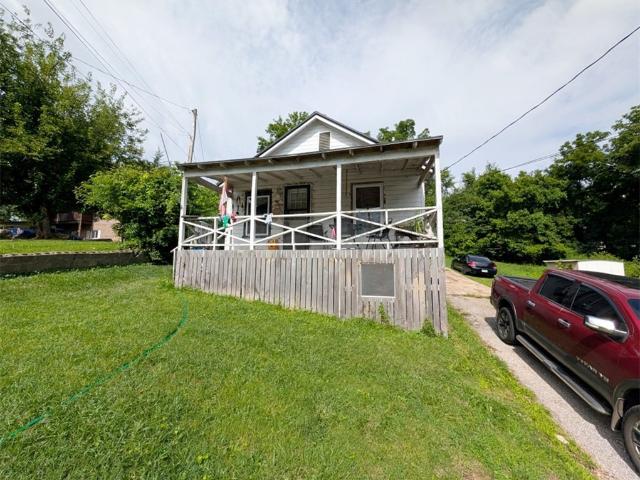 1112 N Spring Street