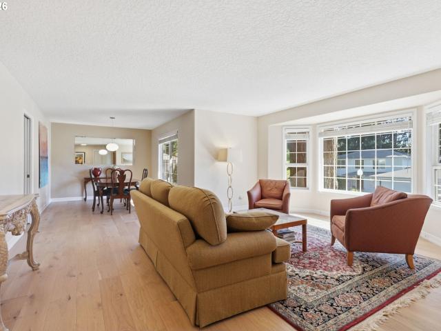 1112 NE 95TH AVE