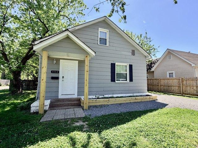 1112 Ophia St, Metropolis, IL 62960