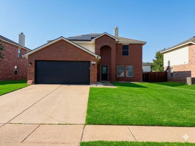 1112 Beaverwood Ln, Crowley, TX 76036