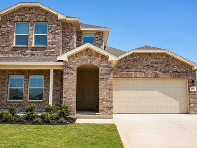 1112 Belhaven St, Granbury, TX 76048