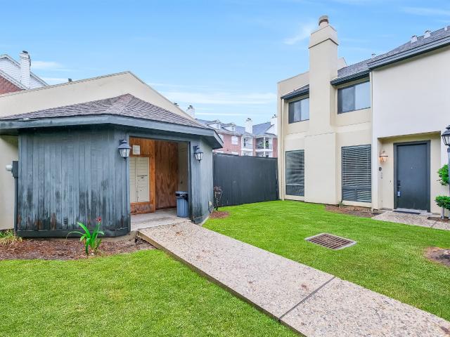 1112 Bering Drive 64