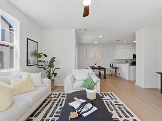 1112 Calamint Terrace
