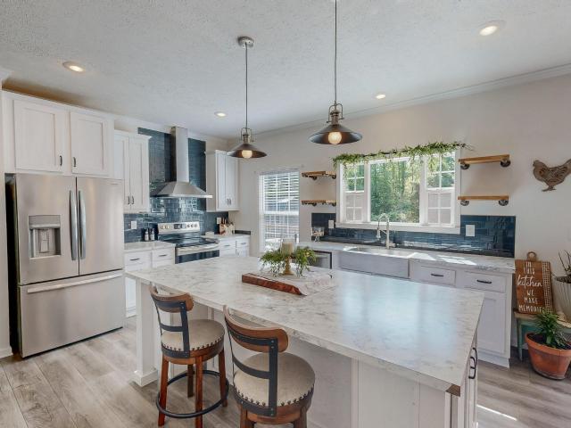 1112 Chub Lake Loop Road