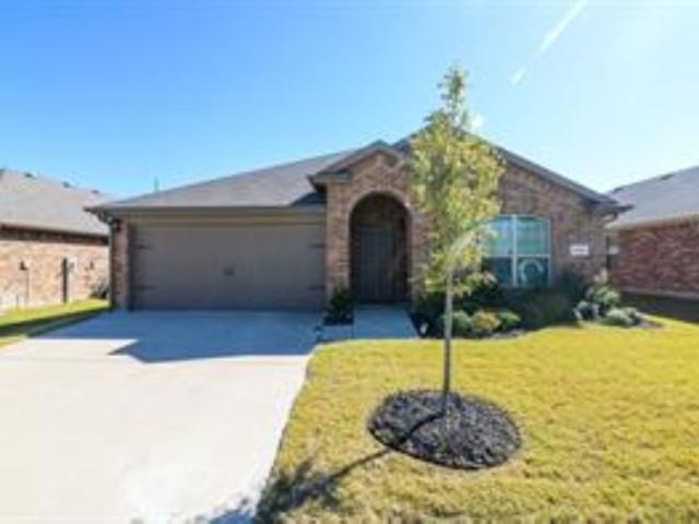 1112 Decker Dr, Fate, TX 75189