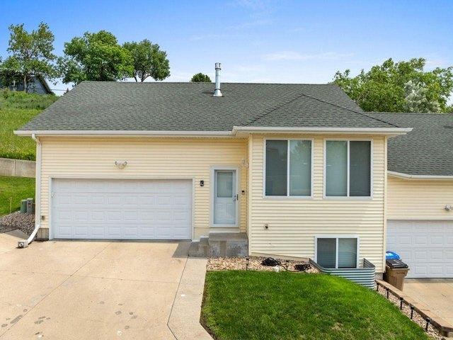 1112 Delmar Ct Apt 4, Minot, ND 58703