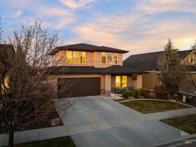 1112 E Wrightwood Drive