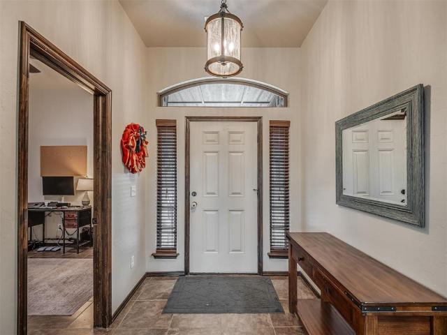 1112 Ella Drive