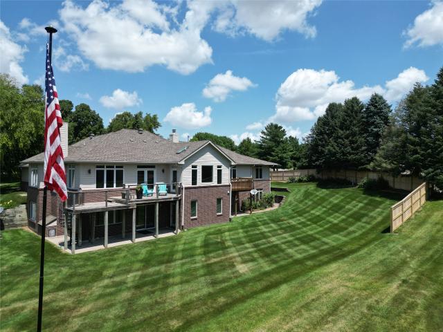 1112 Glen Oaks Drive