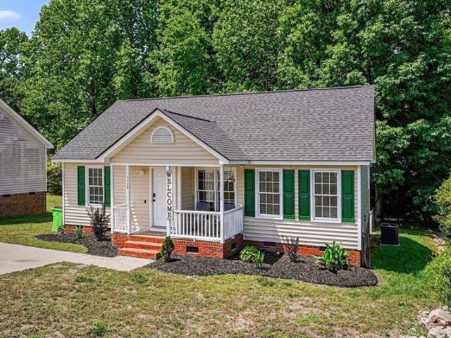 1112 Holly Pointe Dr, Wendell, NC 27591