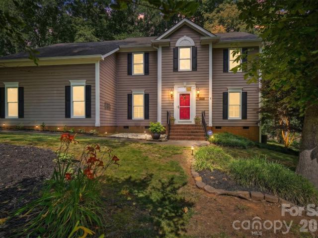 1112 Long Paw Lane