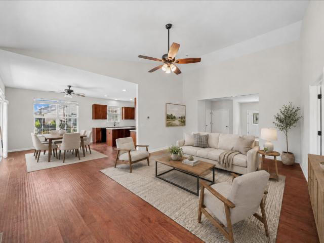 1112 Ridge Drive