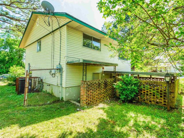 1112 S Gale Drive