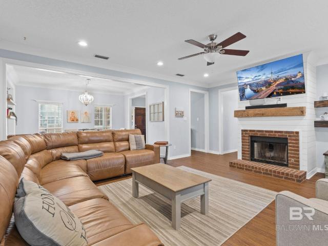 1112 Savannah Drive