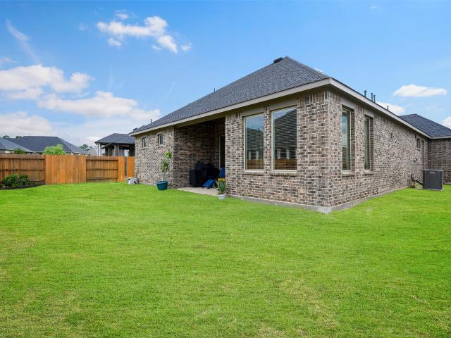 1112 Sienna Forest Ln, Pinehurst, TX 77362 | MLS #22243