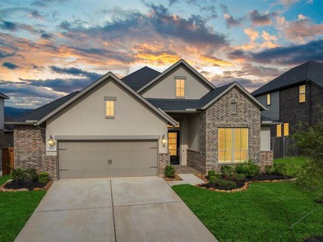 1112 Sienna Forest Ln, Pinehurst, TX 77362