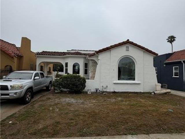 1112 W 64th St, Los Angeles, CA 90044