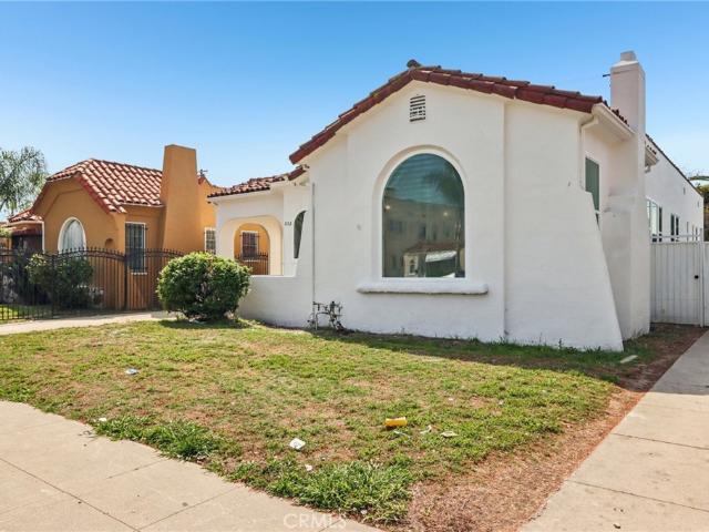 1112 W 64th Street