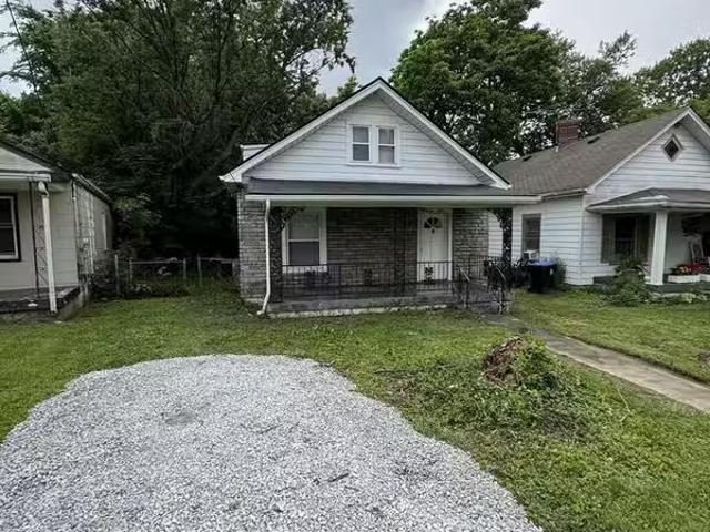 1112 Weller Avenue 1 1112 Weller Ave