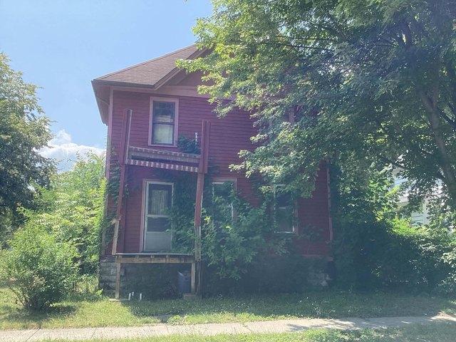 1112 9th St, Bay City, MI 48708