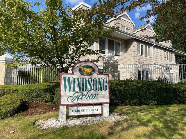 11130 SE 208th St Apt M104, Kent, WA 98031