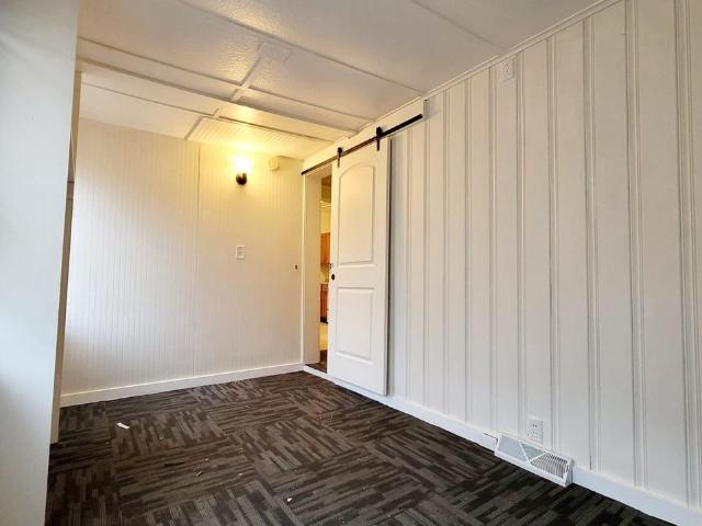 1113/1115 Lincolnway West 2 Bedroom Apartment for Rent at 1113 Lincolnway W, Mishawaka, IN 46544