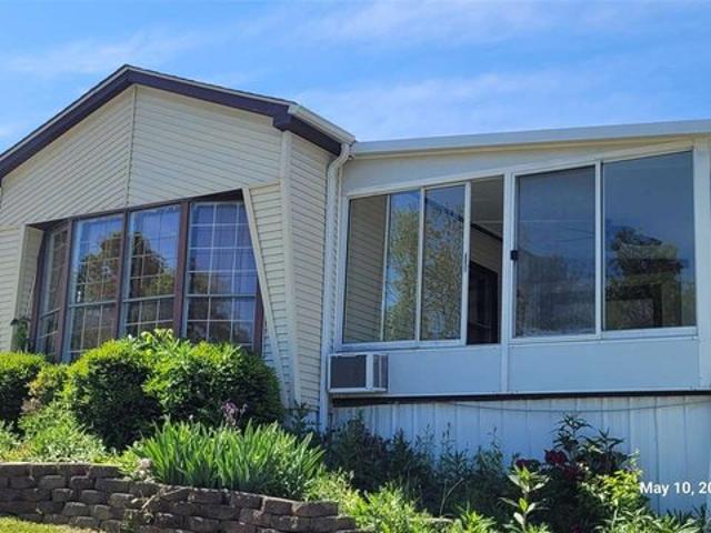 11131 Locust St, Brookville, IN 47012