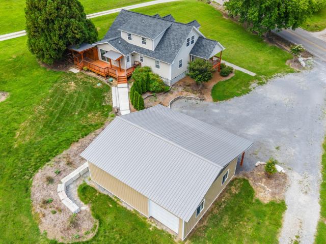 11134 London Lane