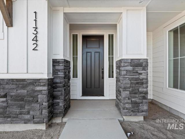 11134 S Corballis Ln