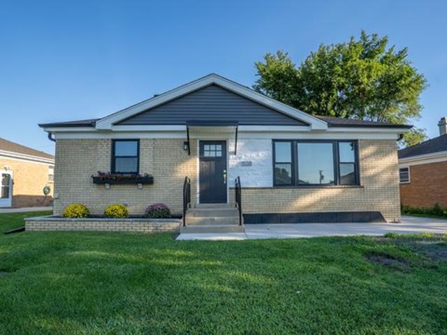 11138 Shaw St, Westchester, IL 60154