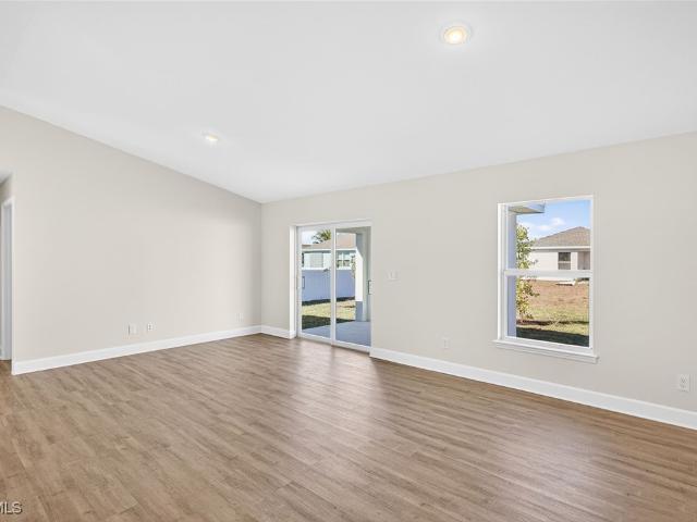 1113 NW 12th Ter, Cape Coral, FL 33993 | MLS #2026004