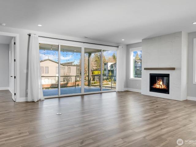 1113 N 39th Court