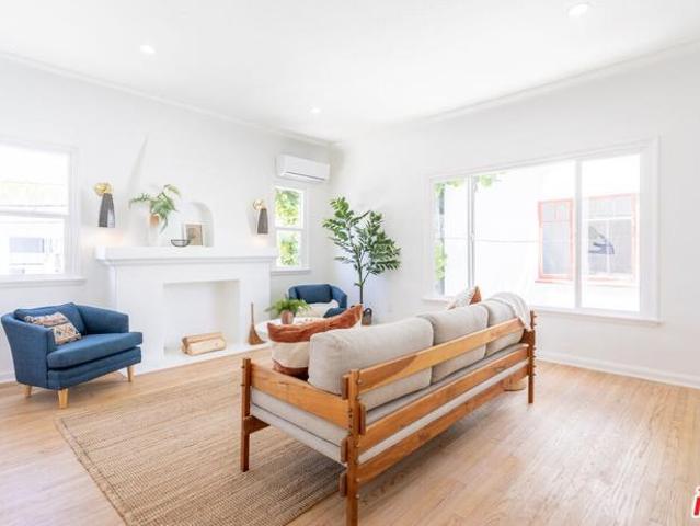 1113 N Vista St, West Hollywood, CA