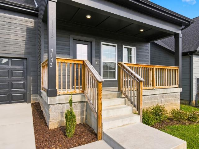 1113 Alcove Way