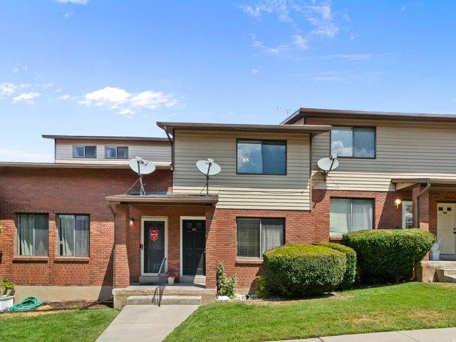 1113 Country Hills Dr Apt B2, Ogden, UT 84403
