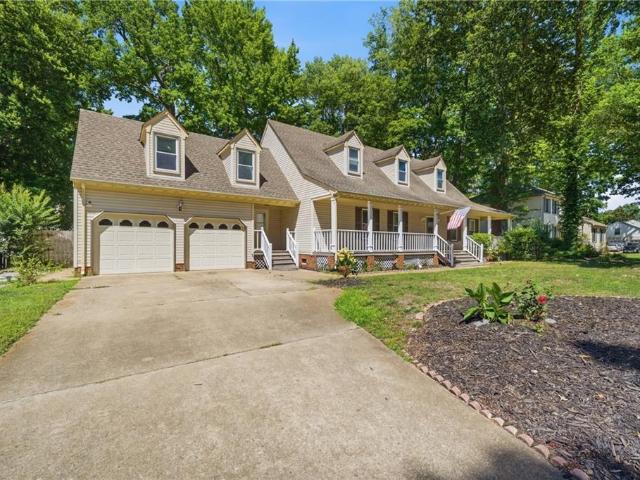 1113 Crystalwood CIR