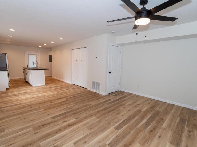 1113 Edwardsburg Ave