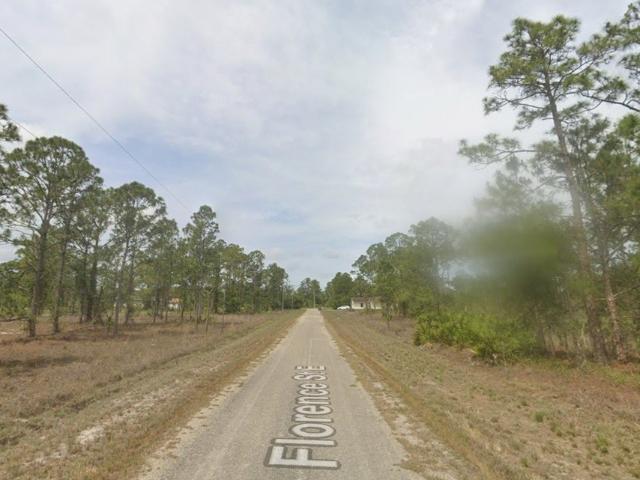 1113 Florence St E, Lehigh Acres, FL 33974 | MLS #2025017